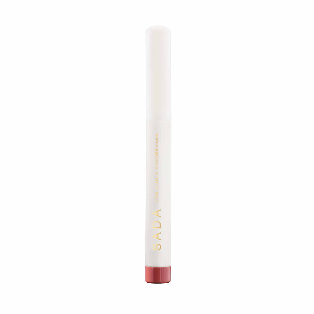 Lips – SADA HYBRID BEAUTY